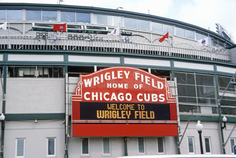 Wrigley Field outside sign editorial stock image. Image of sign - 18087969