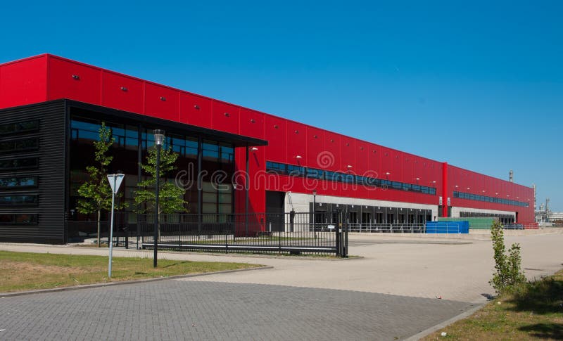 Grand Entrepôt Vide Moderne Image stock - Image du construit, centrale ...