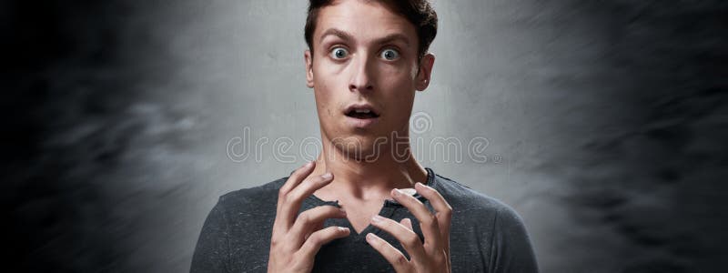 Entsetztes Manngesicht stockbild. Bild von verwunderung - 84320563