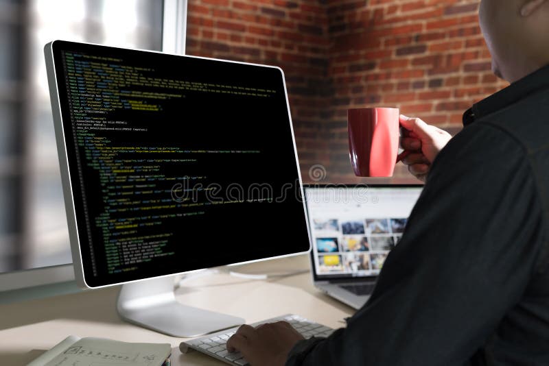 Entwickler-Team Working Laptop Computer Mobile-Anwendung Softwa ...