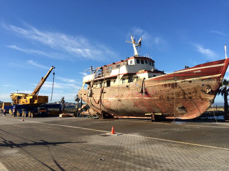 Epava editorial photography. Image of damaged, epava - 52668902