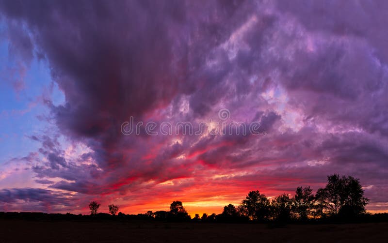Epic Midwest Sunset stock image. Image of fantastic, silhouetted - 21154649