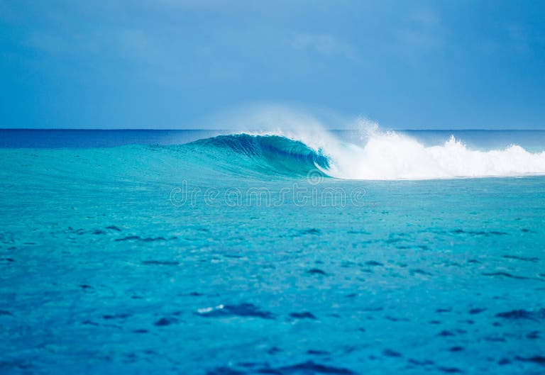 Epic Waves, Perfect Surf stock photo. Image of splash - 54421872