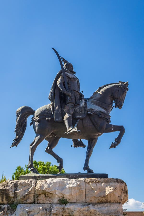 Equestrian Statue of Skanderbeg in Skanderbeg Square, Tirana Editorial ...