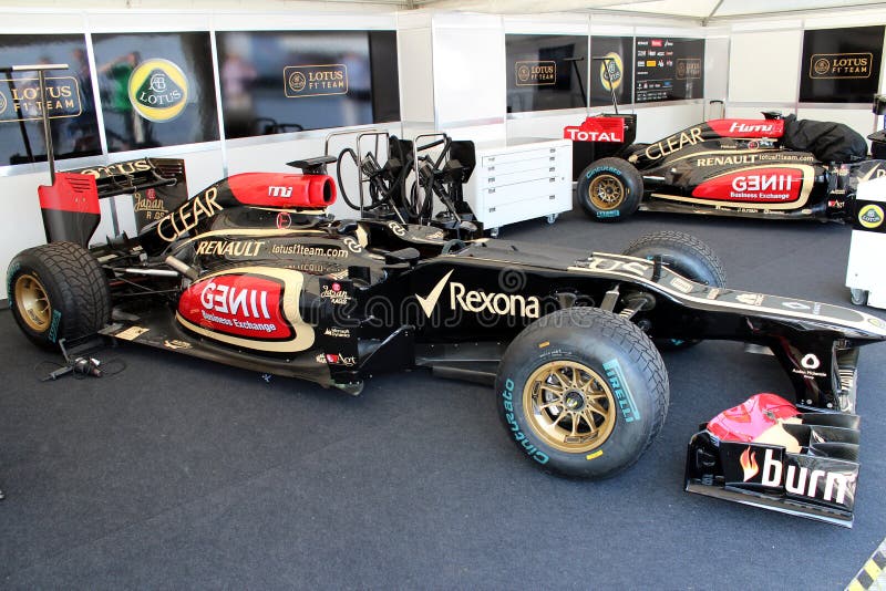 Equipe de Lotus Renault F1 foto editorial. Imagem de equipe - 32248681