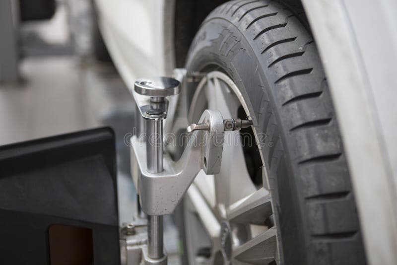 Equipment for Checking the Geometry of the Wheels of the Car Stock ...