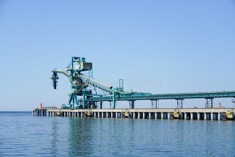 Equipment for Loading Coal into a Ship in a Modern Closed Type Coal ...