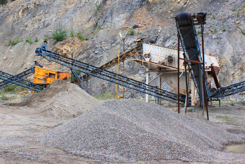 Equipment Quarry Picture. Image: 32180685