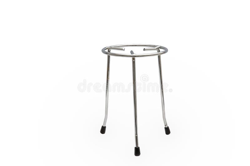 Equipo De Laboratorio. Trípode Aislado En Fondo Blanco Foto de archivo ...