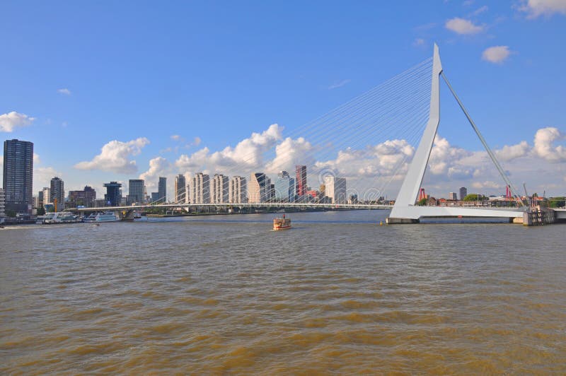 Erasmus Bridge, Rotterdam, Holanda Imagen de archivo editorial - Imagen ...