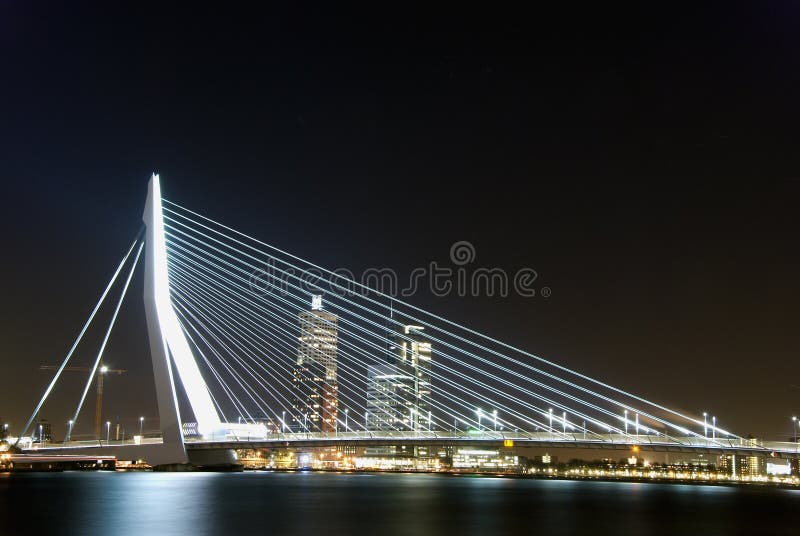 Erasmus brug Rotterdam redactionele foto. Image of structuur - 8142716
