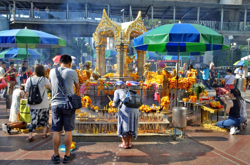 Erawan Shrine in Bangkok editorial photography. Image of faithful ...