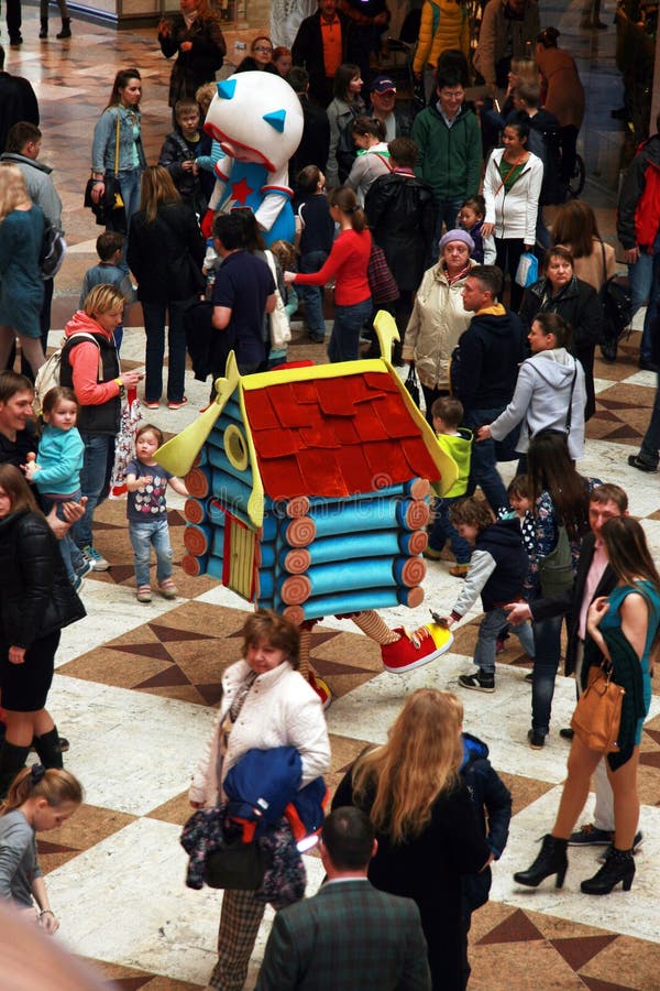 Erscheinen redaktionelles stockfotografie. Bild von erscheinen - 53437562