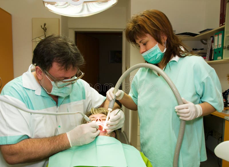 Esame dentale immagine stock. Immagine di squadra, orale - 19109653