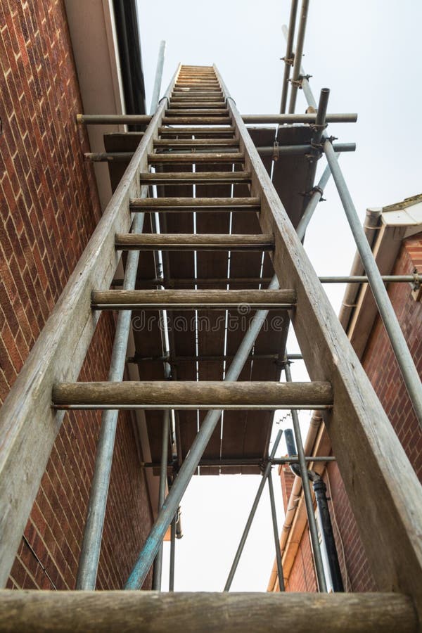 Escada e andaime imagem de stock. Imagem de vista, andaime - 36644201