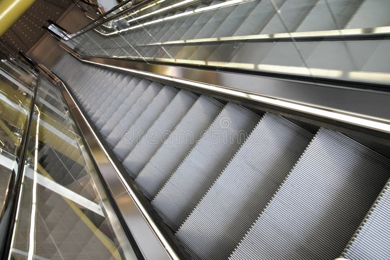 891 Escalator Staircase Lift Electric Stock Photos - Free & Royalty ...