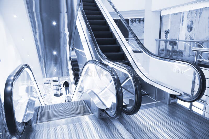 Escalator Picture. Image: 2454150