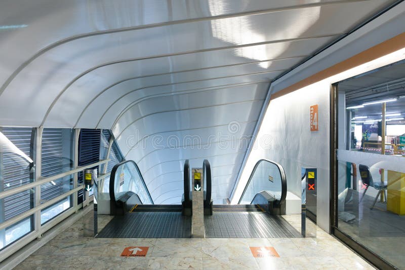 Escalator Machine in Modern Building Editorial Stock Image - Image of ...