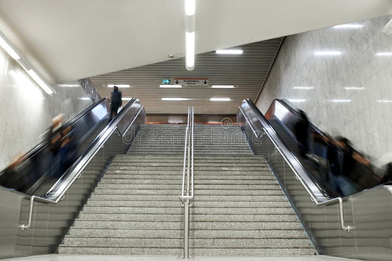 Escalator crowd stock photo. Image of activity, step, outdoor - 2128104