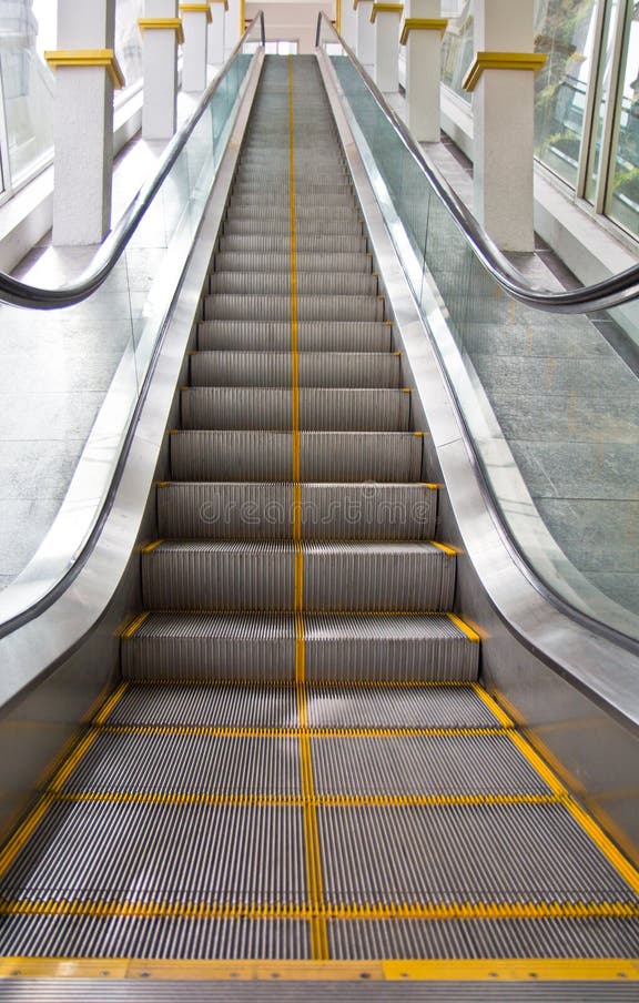 1,202 Escalator Texture Stock Photos - Free & Royalty-Free Stock Photos ...