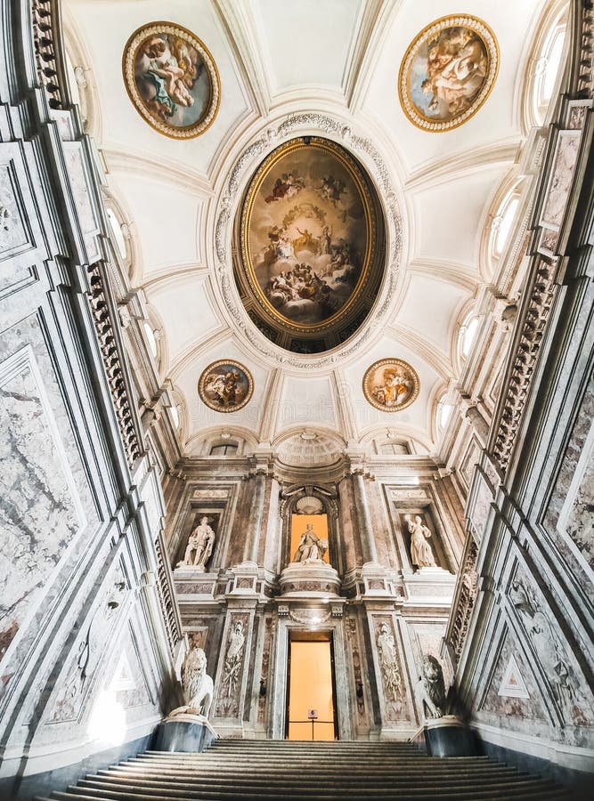 Escalera Interna De Un Palacio Real. Foto de archivo editorial - Imagen ...
