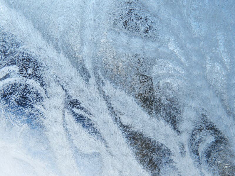 Tracery De La Escarcha En Ventana Congelada Foto de archivo - Imagen de ...