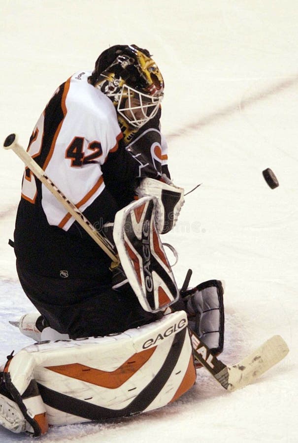 Esche editorial image. Image of flyers, national, hockey - 30736125