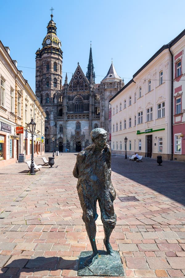 Escultura De Julius Jacoby Em Kosice Foto de Stock Editorial - Imagem ...