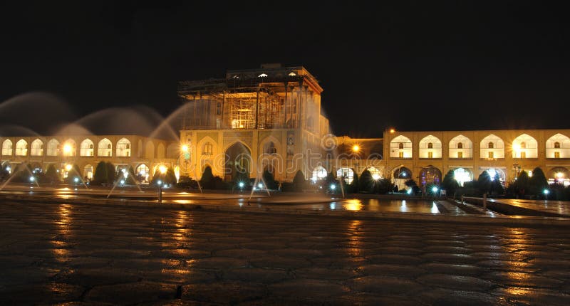 Esfahan Ali Qapu Palace stock image. Image of lotfollah - 32227289