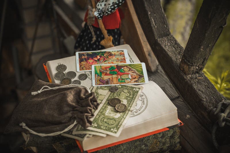 Esoteric Concept and Fortune Telling Stock Image - Image of paganism ...
