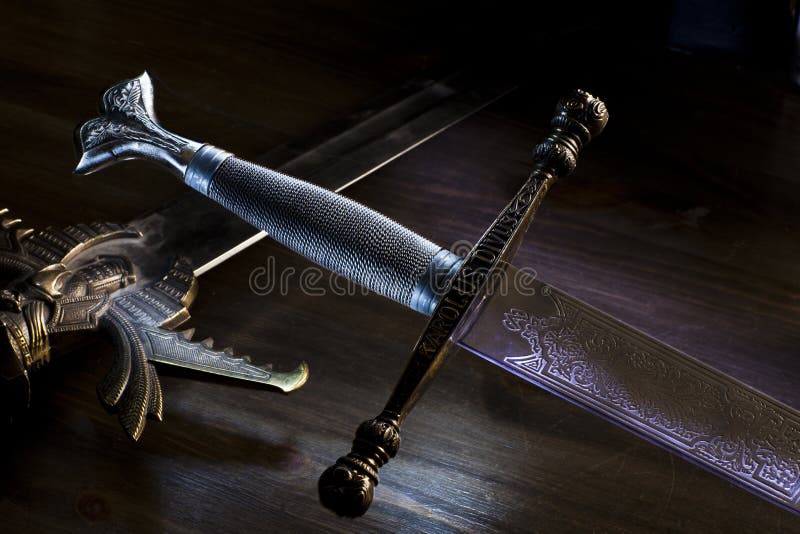 Espada do metal imagem de stock. Imagem de metal, simples - 27012419