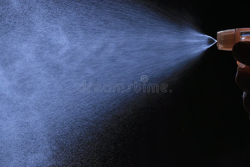 Espray Del Espray Del Atomizador Imagen de archivo - Imagen de botella ...