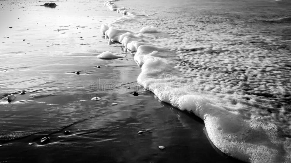 Espuma Do Mar Costa Oeste Em Dinamarca Foto de Stock - Imagem de ...