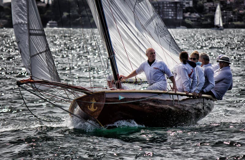 1,097 Esquife Fotos - Libres de Derechos y Gratuitas de Dreamstime