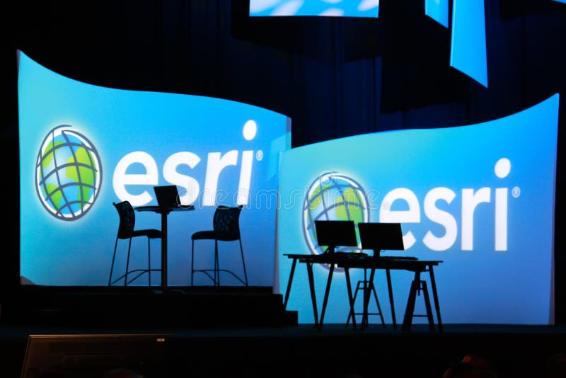 ESRI Logo and Computers editorial stock image. Image of seminar - 15334929