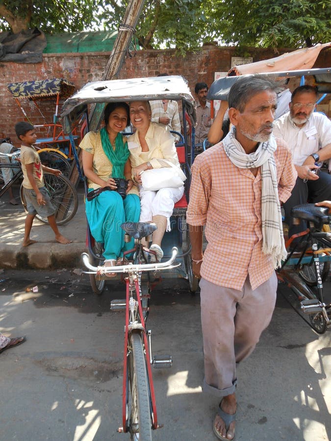 The Essential Rickshaw editorial photography. Image of india - 37891997