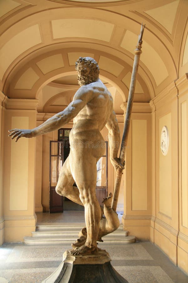 Deus de Netuno imagem de stock. Imagem de trident, monumento - 39997561