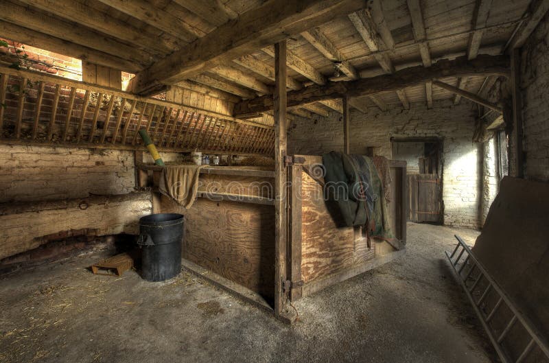 Establo Tradicional, Inglaterra Foto de archivo - Imagen de unido ...