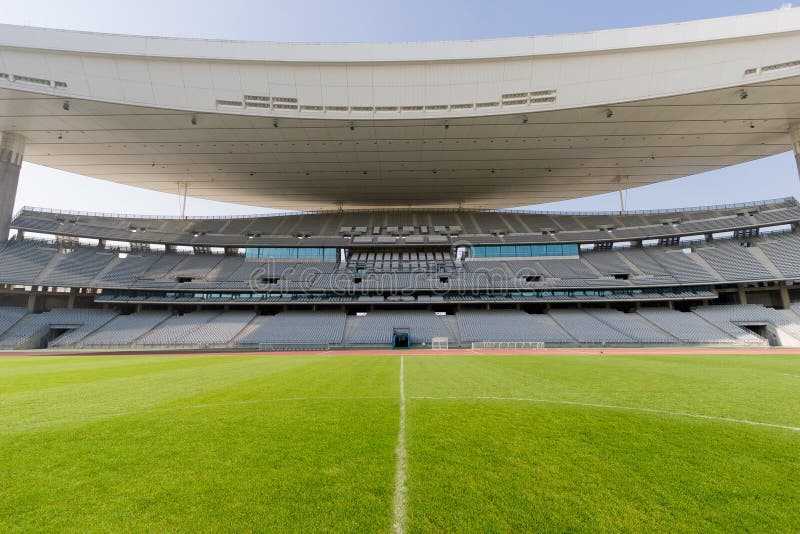Estadio vacío foto de archivo. Imagen de deportes, personas - 3693466