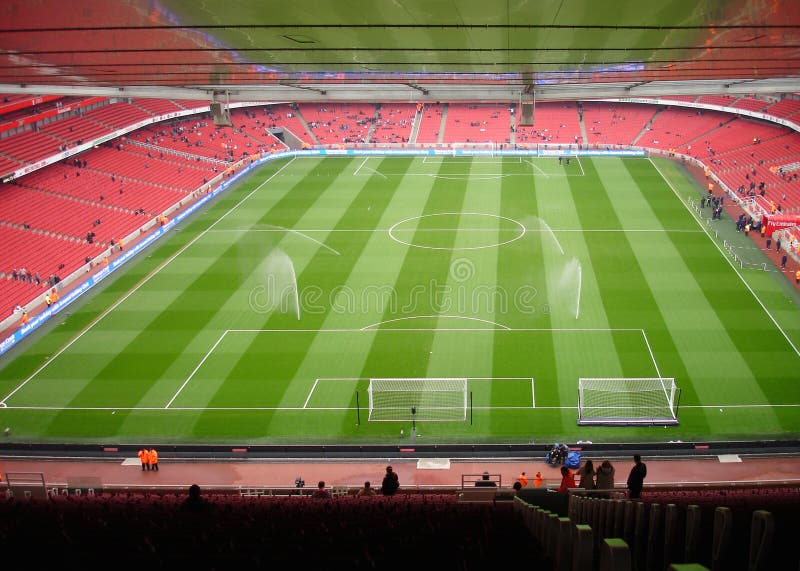 Estadio De Los Emiratos Del Arsenal Imagen editorial - Imagen de patio ...
