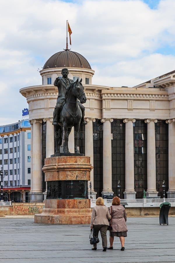 Estatua De Goce Delchev, Skopje Foto de archivo editorial - Imagen de ...