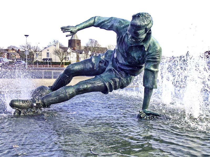 Estatua de Sir Tom Finney fotografía editorial. Imagen de estatua ...