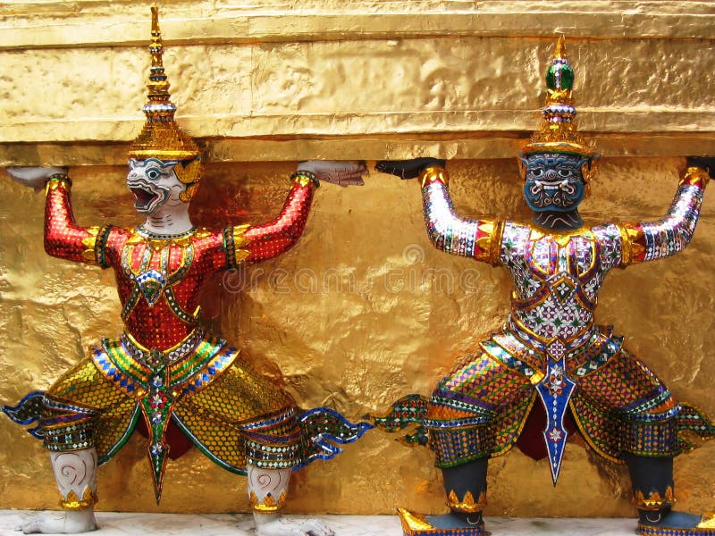 Estatuas de rakshas foto de archivo. Imagen de color - 12532936