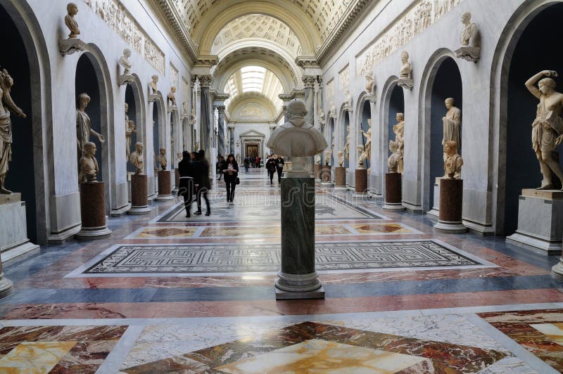 Estatuas Romanas En El Museo De Vatican Imagen editorial - Imagen de ...