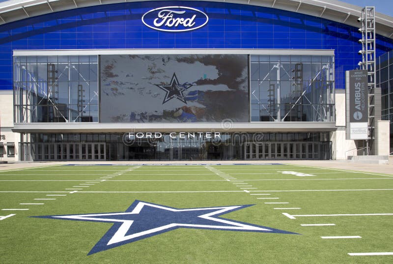 Esterno Del Centro Moderno Di Ford in Frisco Immagine Stock Editoriale ...