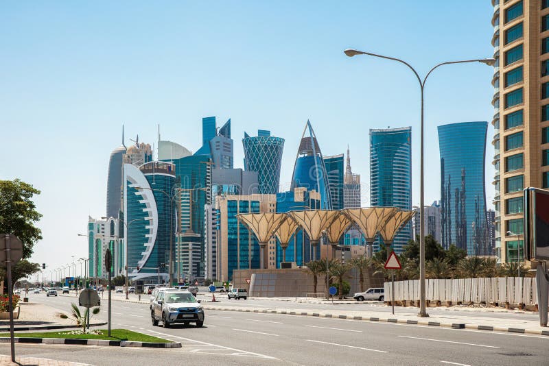 Estrada Para O Centro Da Cidade De Doha Imagem de Stock - Imagem de ...