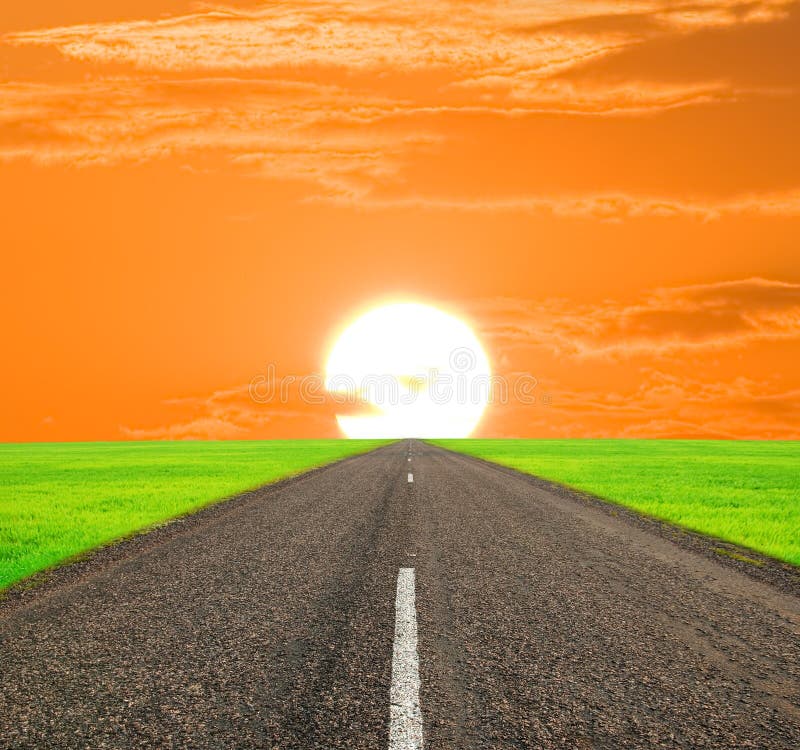 Estrada que vive distante foto de stock. Imagem de nave - 9384926