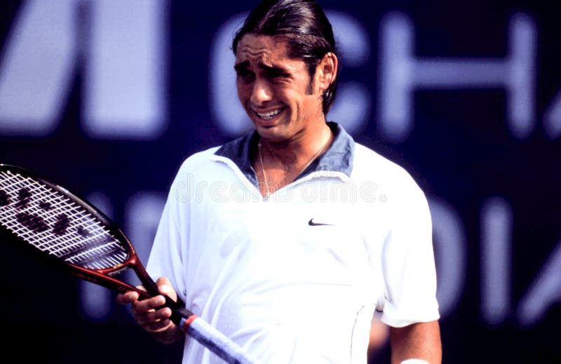 Estrella De Tenis Marcelo Rios Foto editorial - Imagen de nike ...