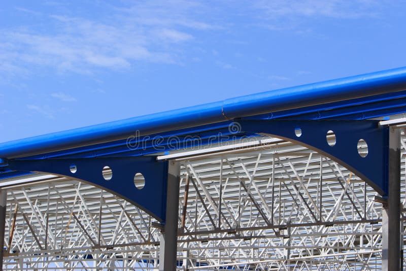 Estructura de azotea foto de archivo. Imagen de columna - 824100