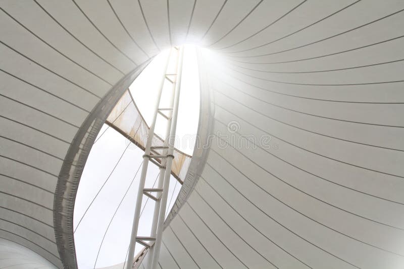 Estructura De Tejado Extensible De La Tela Imagen de archivo - Imagen ...